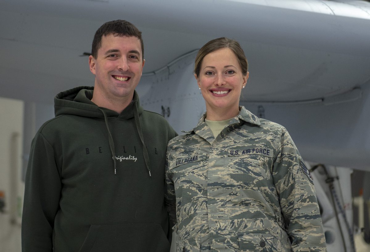 Brother, sister serve together | Military Division